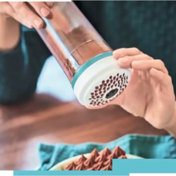 Tupperware | Kitchen | Tupperware Exclusive Parmesan Cheese Shaker 40ml ...